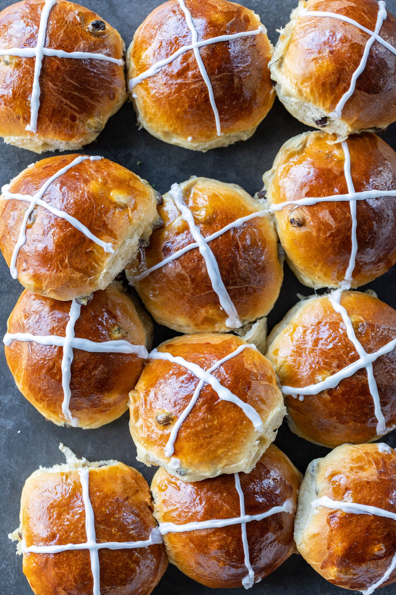 Soft Hot Cross Buns - Momsdish