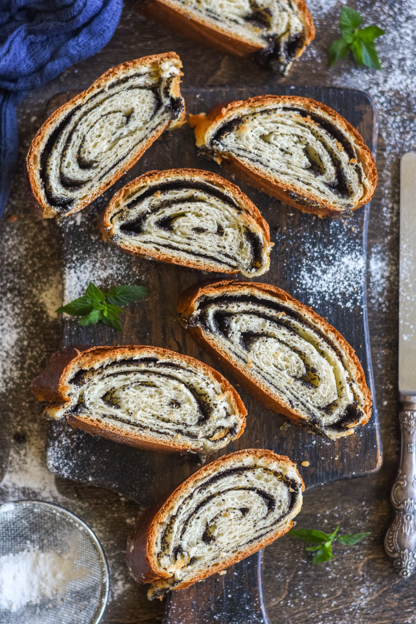Poppy Seed Roll (Classic Ukrainian) - Momsdish