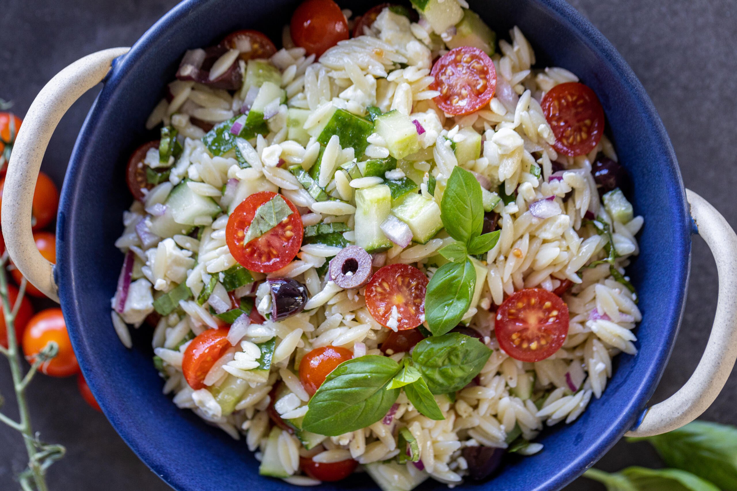 Greek Orzo Salad with Feta - Momsdish