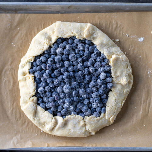 Easy Blueberry Galette - Momsdish
