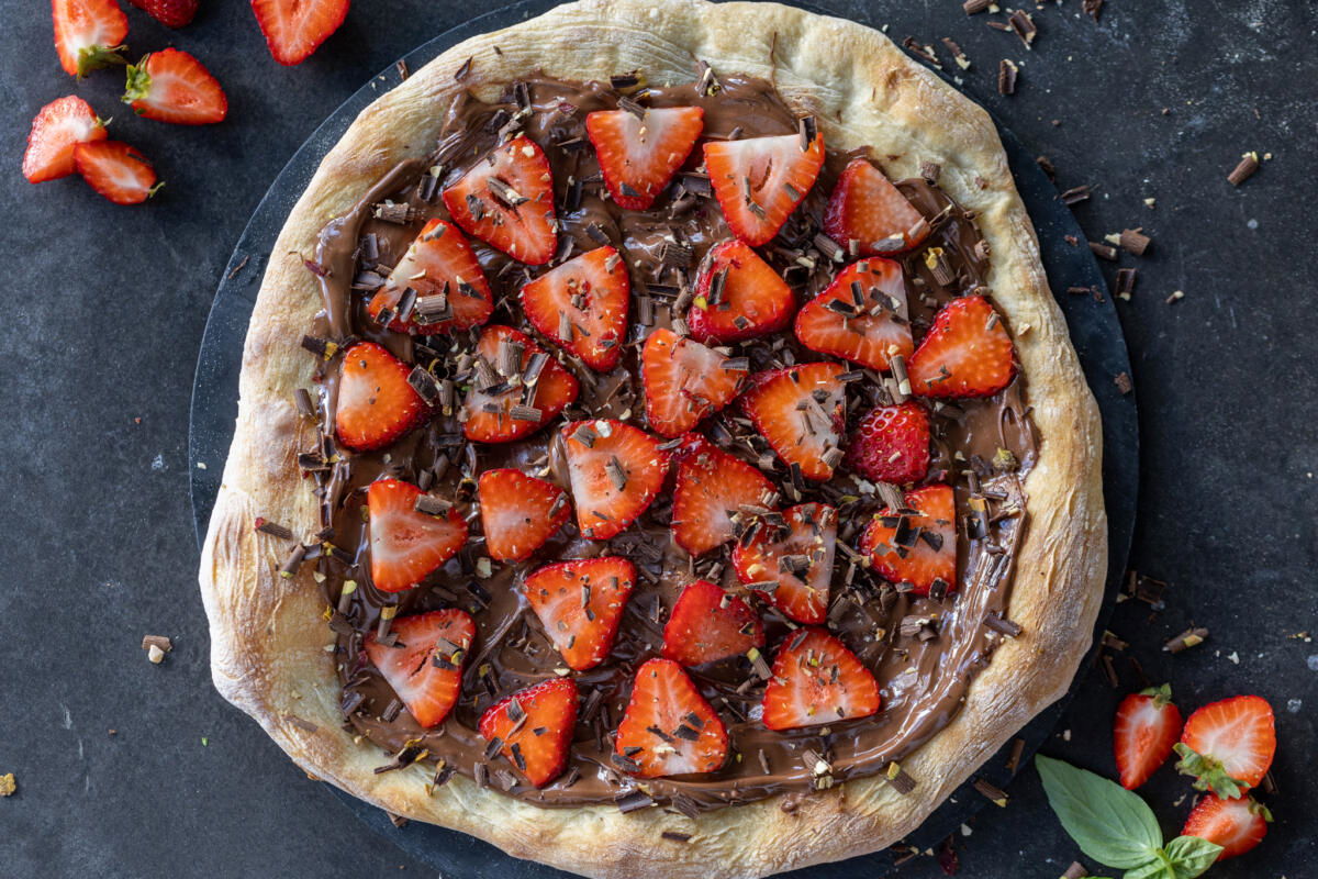 Nutella Pizza - Momsdish