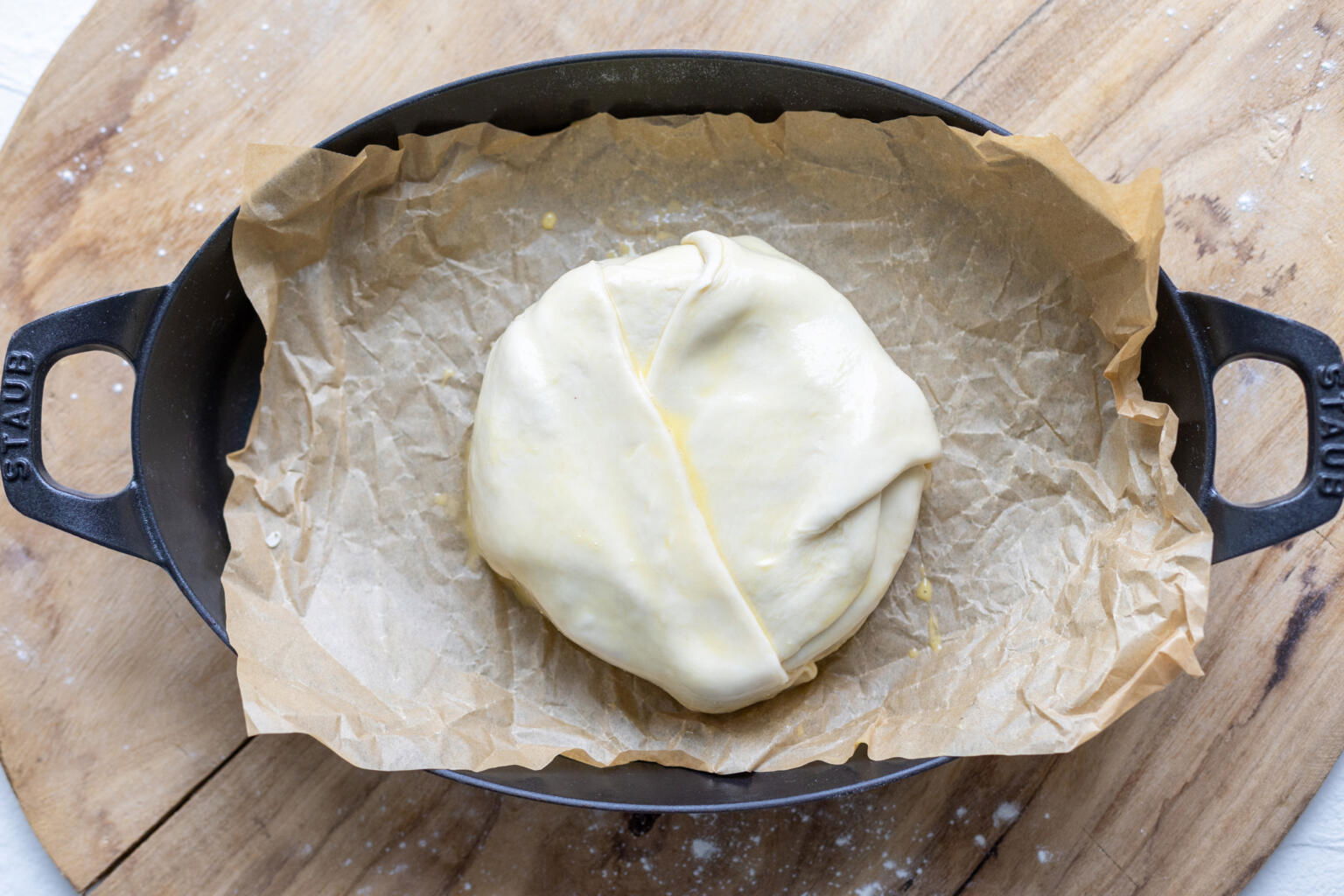 Baked Brie In Puff Pastry - Momsdish