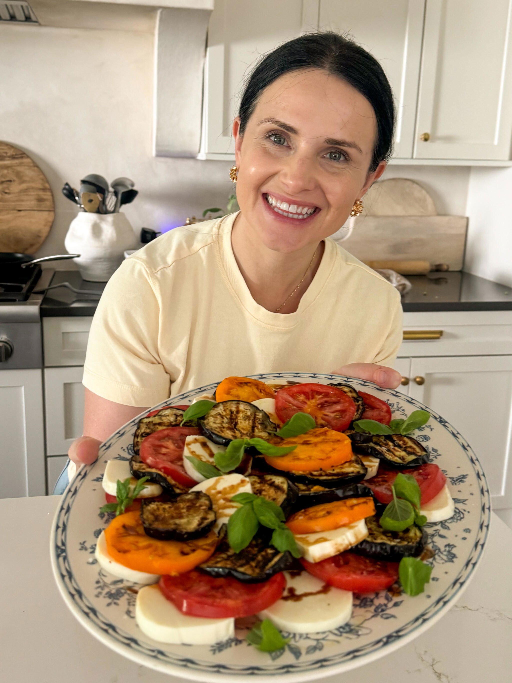 Eggplant Caprese Recipe - Momsdish