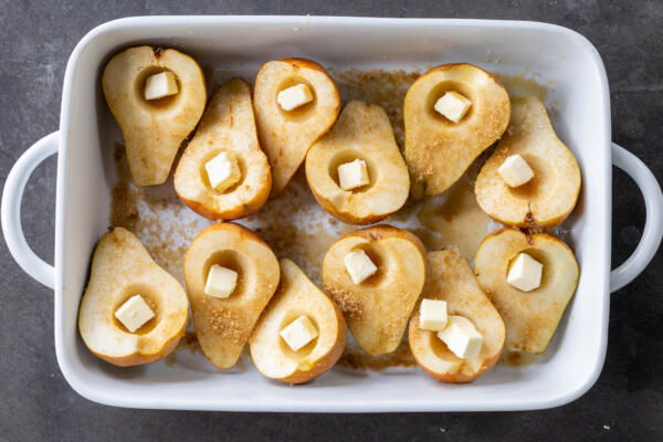 Easy Baked Pears Recipe - Momsdish